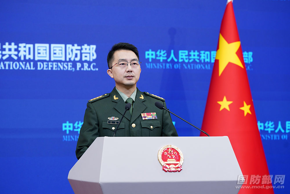 【双语】国防部：深蓝是航母永恒的方向-新华网